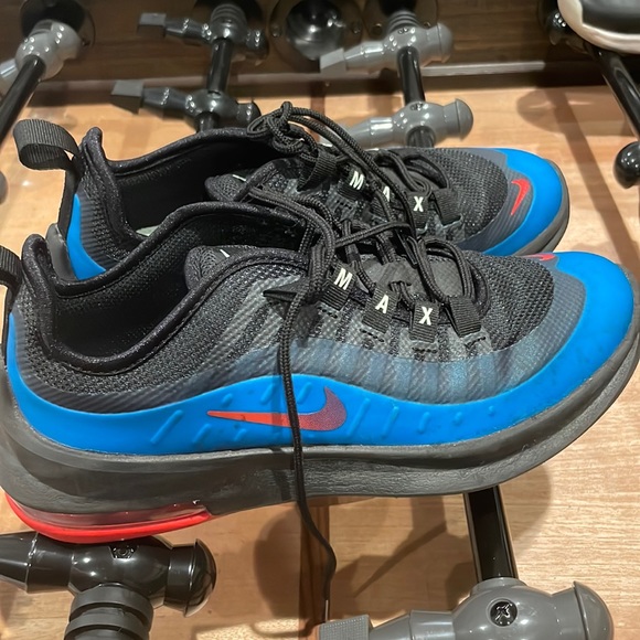 Nike | Shoes | Nike Max Boy Kid Size 5 | Poshmark